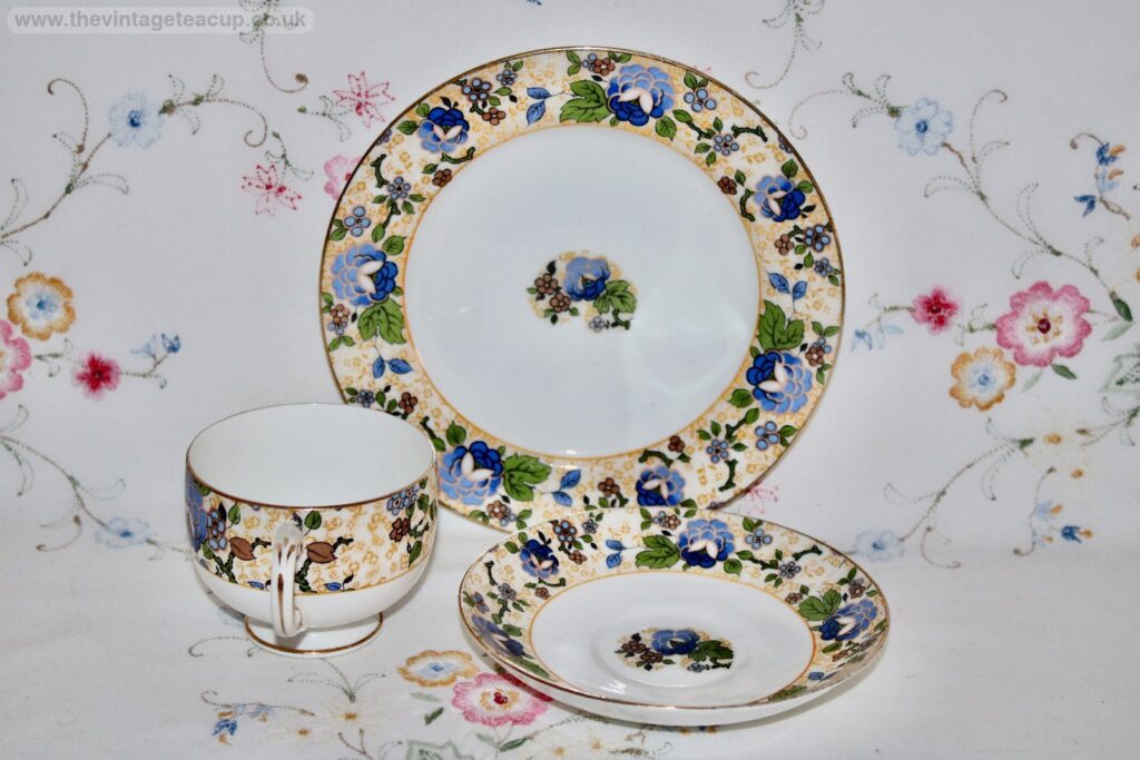 Victorian Paragon Star Trio Bone china Tea Set